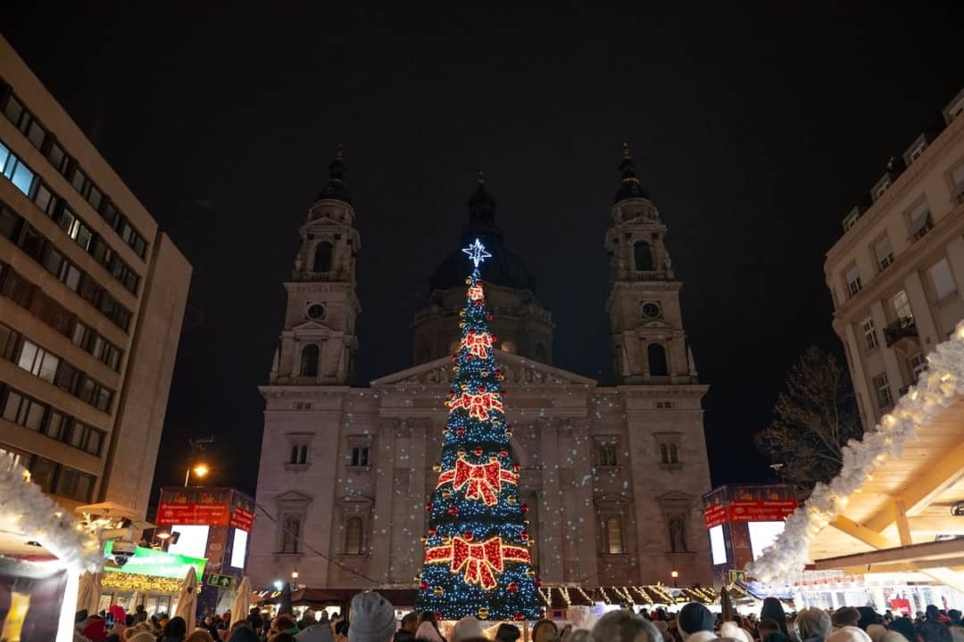 The Best Budapest Christmas Markets (2026 Guide) - Live Like It's the ...